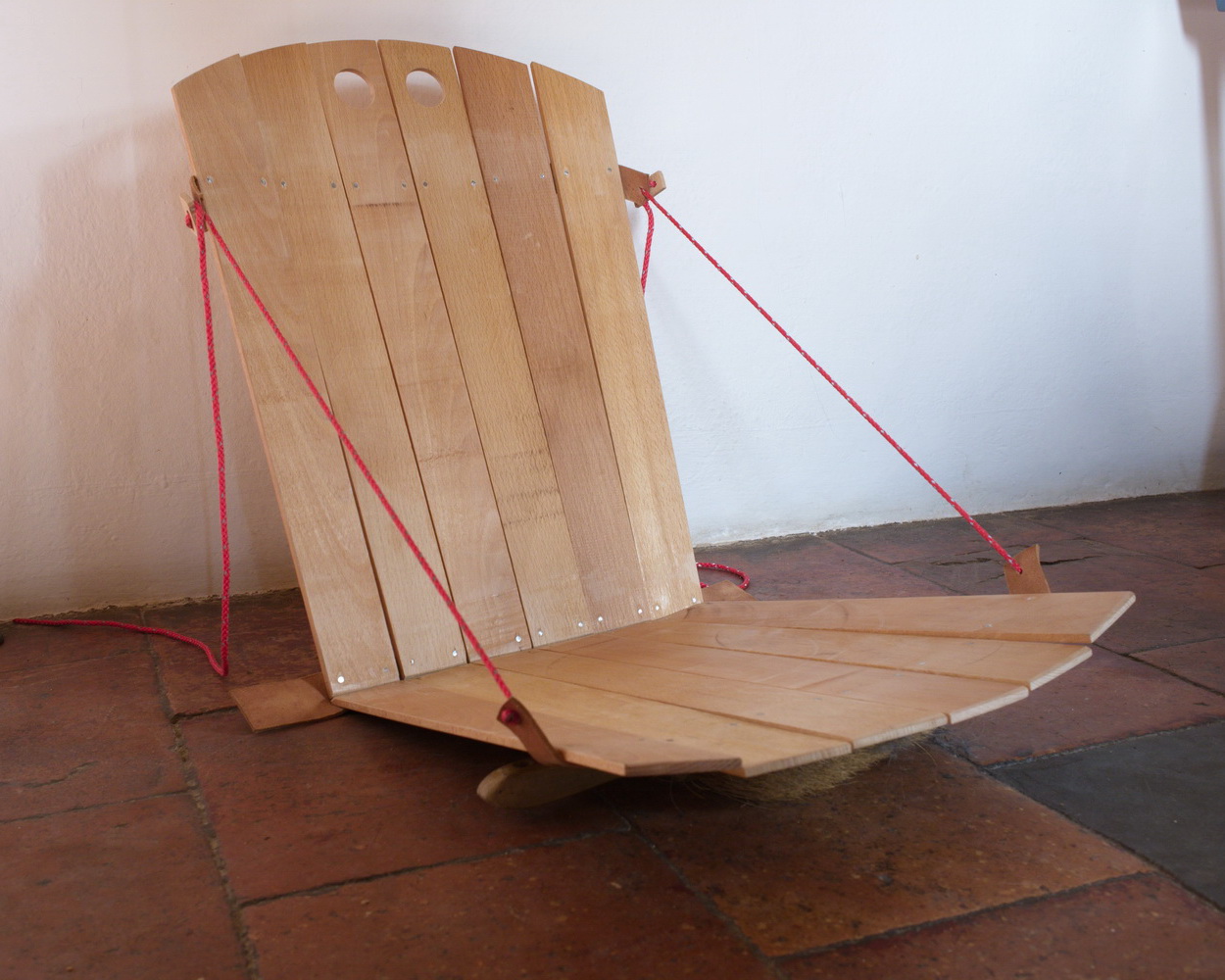 Moving chair | Tout près d'ici chaise de spectacle chaise de jardin mobile